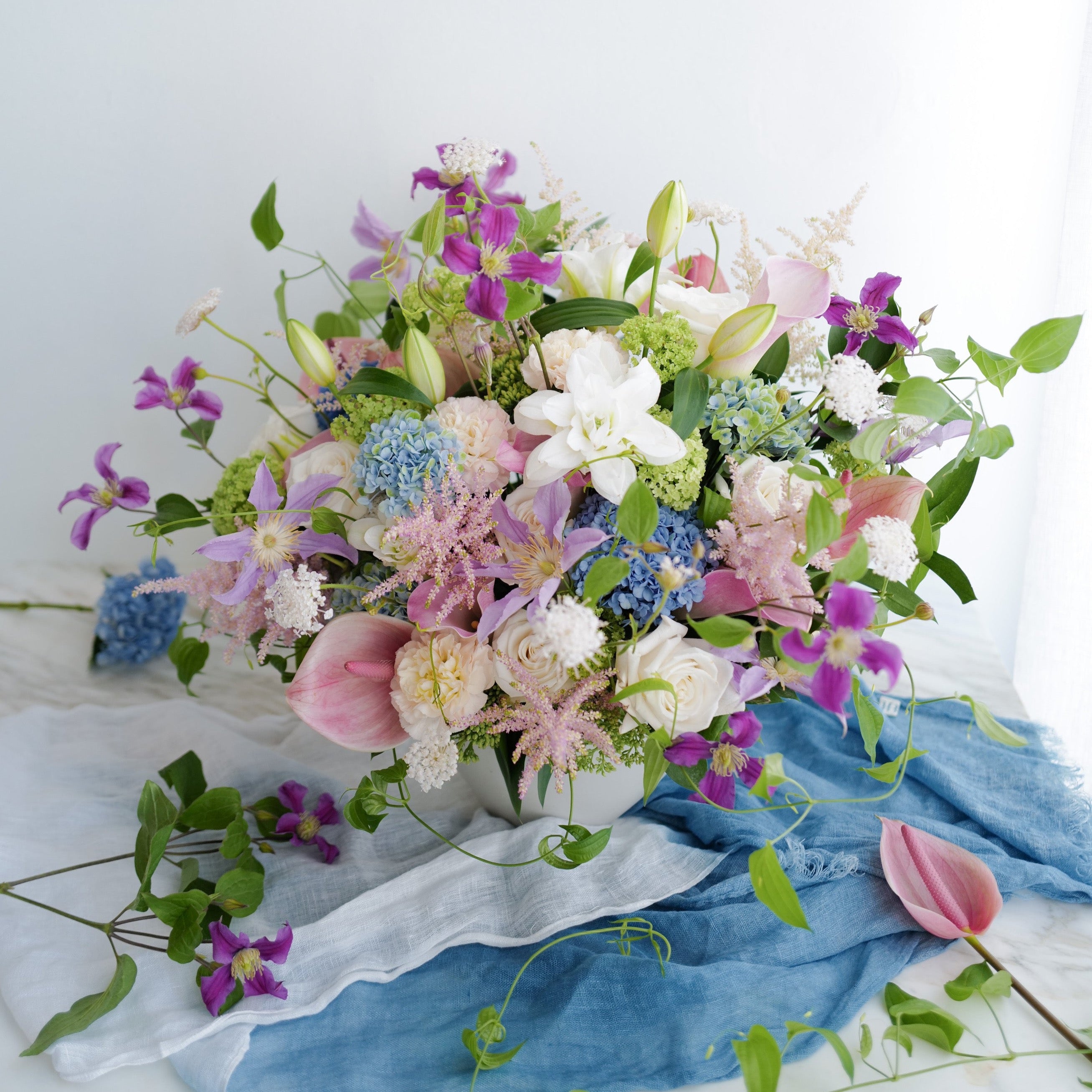 Garden Flower Arrangement – GENTLE BEAST FLOWER